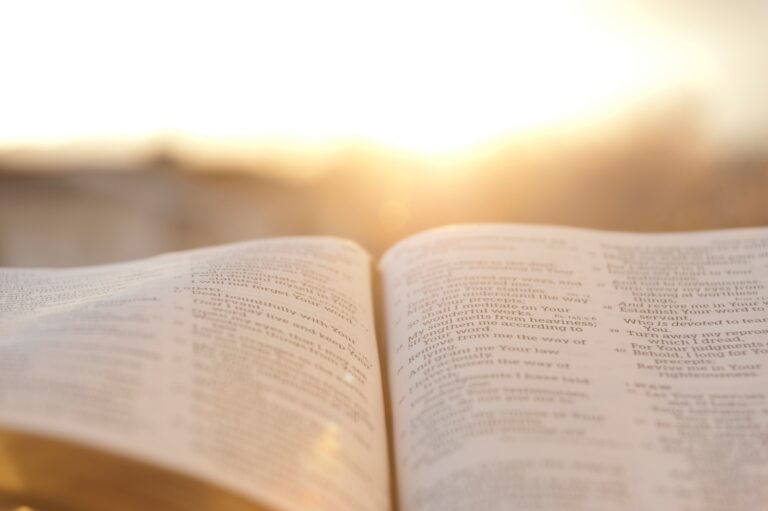 Christian Funeral Traditions: What to Expect and How to Honor the Faith
